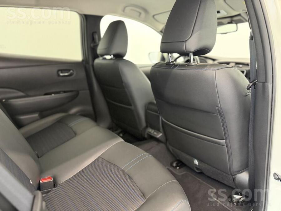 Balts Nissan Leaf 2020 Rīga, ar dzinēja tilpumu 0.00 L un nobraukumu 57 tūkst. km par 16990 €, foto 20 vietnē AUTOMOTO.COM.LV