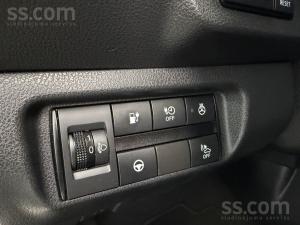 Balts Nissan Leaf 2020 Rīga, ar dzinēja tilpumu 0.00 L un nobraukumu 57 tūkst. km par 16990 €, foto 22 vietnē AUTOMOTO.COM.LV