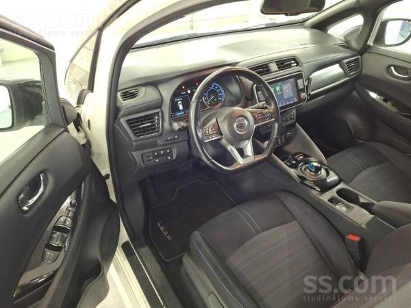 Balts Nissan Leaf 2020 Limbaži, ar dzinēja tilpumu 0.00 L un nobraukumu 91 tūkst. km par 15945 €, foto 8 vietnē AUTOMOTO.COM.LV