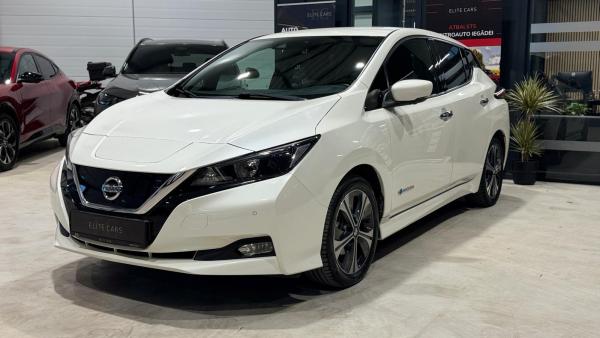 Nissan Leaf 2020 in Riga on AUTOMOTO.COM.LV White Nissan Leaf 2020 in Riga, with an engine capacity of 0.00 L and mileage of 71 thousand km for 14990 €, photo 6 on AUTOMOTO.COM.LV