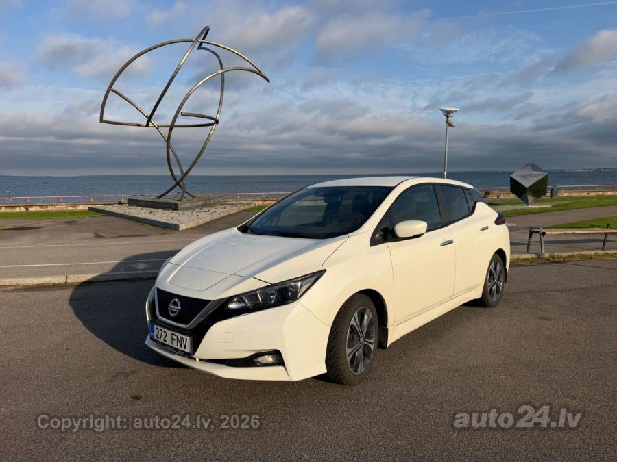 Balts Nissan Leaf 2020 Tallina, ar dzinēja tilpumu 0.00 L un nobraukumu 162 tūkst. km par 12500 €, foto 3 vietnē AUTOMOTO.COM.LV