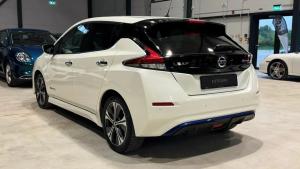 Balts Nissan Leaf 2020 Mārupe, ar dzinēja tilpumu 0.00 L un nobraukumu 71 tūkst. km par 14990 €, foto 3 vietnē AUTOMOTO.COM.LV