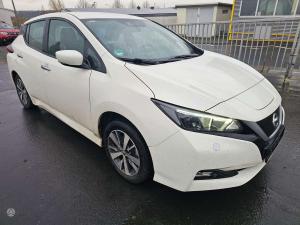 Balts Nissan Leaf 2021 Marijampole, ar dzinēja tilpumu 0.00 L un nobraukumu 53 tūkst. km par 9900 €, foto 4 vietnē AUTOMOTO.COM.LV