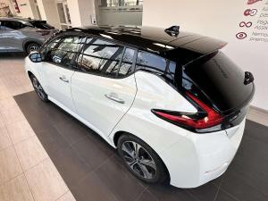 White Nissan Leaf 2021 in Klaipeda, with an engine capacity of 0.00 L and mileage of 91 thousand km for 16900 €, photo 14 on AUTOMOTO.COM.LV