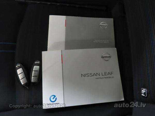 White Nissan Leaf 2021 in Viljandi, with an engine capacity of 0.00 L and mileage of 112 thousand km for 14999 €, photo 11 on AUTOMOTO.COM.LV