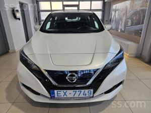 White Nissan Leaf 2021 in Liepaja, with an engine capacity of 0.00 L and mileage of 41 thousand km for 12900 €, photo 2 on AUTOMOTO.COM.LV