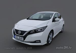 White Nissan Leaf 2021 in Parnu, with an engine capacity of 0.00 L and mileage of 60 thousand km for 13500 €, photo 5 on AUTOMOTO.COM.LV