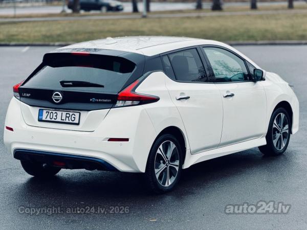 White Nissan Leaf 2021 in Tallinn, with an engine capacity of 0.00 L and mileage of 201 thousand km for 13790 €, photo 4 on AUTOMOTO.COM.LV