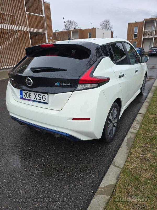 Balts Nissan Leaf 2021 Tallina, ar dzinēja tilpumu 0.00 L un nobraukumu 85 tūkst. km par 14900 €, foto 2 vietnē AUTOMOTO.COM.LV