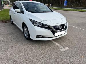 White Nissan Leaf 2021 in Riga, with an engine capacity of 0.00 L and mileage of 88 thousand km for 12000 €, photo  on AUTOMOTO.COM.LV