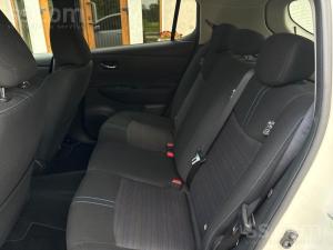 White Nissan Leaf 2021 in Jelgava, with an engine capacity of 0.00 L and mileage of 109 thousand km for 16500 €, photo 21 on AUTOMOTO.COM.LV