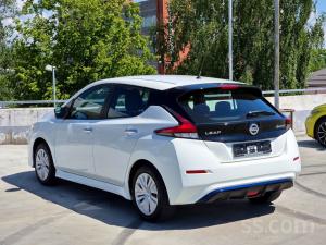 Balts Nissan Leaf 2021 Rīga, ar dzinēja tilpumu 0.00 L un nobraukumu 28 tūkst. km par 16555 €, foto 7 vietnē AUTOMOTO.COM.LV
