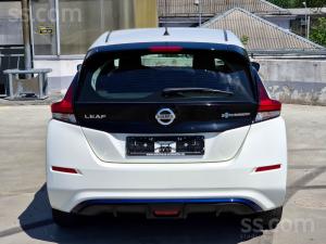 Balts Nissan Leaf 2021 Rīga, ar dzinēja tilpumu 0.00 L un nobraukumu 28 tūkst. km par 16555 €, foto 8 vietnē AUTOMOTO.COM.LV