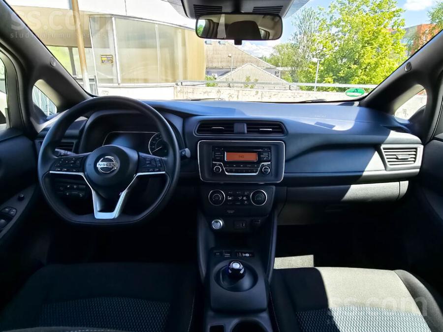 Balts Nissan Leaf 2021 Rīga, ar dzinēja tilpumu 0.00 L un nobraukumu 28 tūkst. km par 16555 €, foto 10 vietnē AUTOMOTO.COM.LV