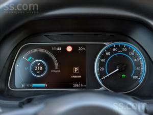 Balts Nissan Leaf 2021 Rīga, ar dzinēja tilpumu 0.00 L un nobraukumu 28 tūkst. km par 16555 €, foto 14 vietnē AUTOMOTO.COM.LV