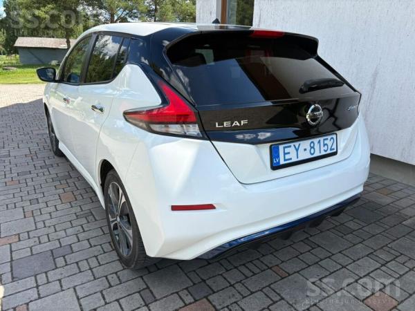 Balts Nissan Leaf 2021 Jelgava, ar dzinēja tilpumu 0.00 L un nobraukumu 144 tūkst. km par 15700 €, foto 4 vietnē AUTOMOTO.COM.LV