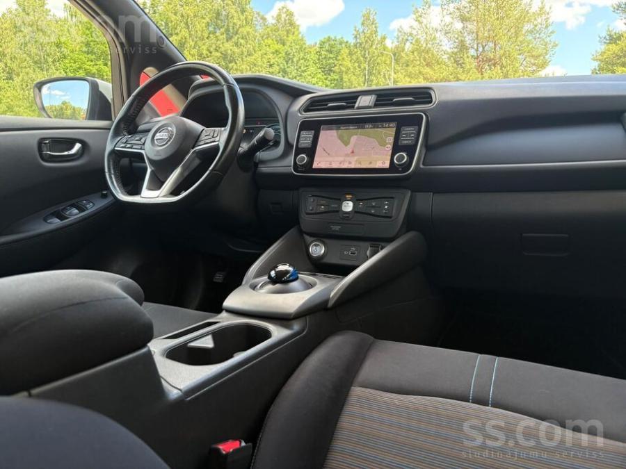 Balts Nissan Leaf 2021 Jelgava, ar dzinēja tilpumu 0.00 L un nobraukumu 144 tūkst. km par 15700 €, foto 13 vietnē AUTOMOTO.COM.LV