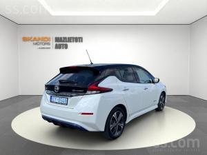 Balts Nissan Leaf 2021 Rīga, ar dzinēja tilpumu 0.00 L un nobraukumu 99 tūkst. km par 16990 €, foto 7 vietnē AUTOMOTO.COM.LV