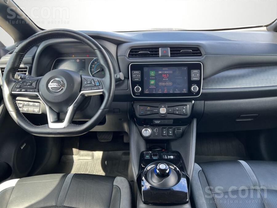 Balts Nissan Leaf 2021 Rīga, ar dzinēja tilpumu 0.00 L un nobraukumu 99 tūkst. km par 16990 €, foto 15 vietnē AUTOMOTO.COM.LV