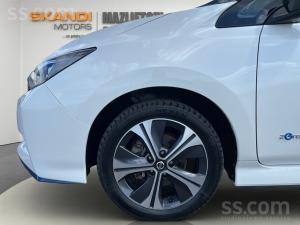 Balts Nissan Leaf 2021 Rīga, ar dzinēja tilpumu 0.00 L un nobraukumu 99 tūkst. km par 16990 €, foto 19 vietnē AUTOMOTO.COM.LV