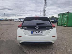 White Nissan Leaf 2021 in Panevezys, with an engine capacity of 0.00 L and mileage of 200 thousand km for 9790 €, photo 7 on AUTOMOTO.COM.LV
