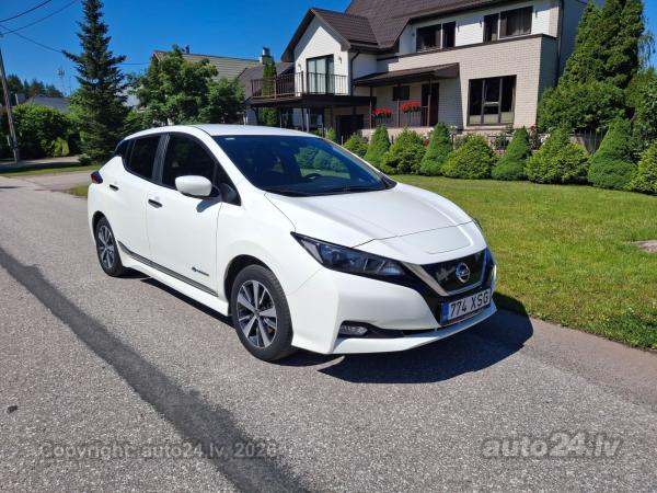 White Nissan Leaf 2021 in Tartu, with an engine capacity of 0.00 L and mileage of 95 thousand km for 14990 €, photo 1 on AUTOMOTO.COM.LV