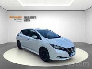White Nissan Leaf 2021 in Riga, with an engine capacity of 0.00 L and mileage of 42 thousand km for 15990 €, photo 9 on AUTOMOTO.COM.LV
