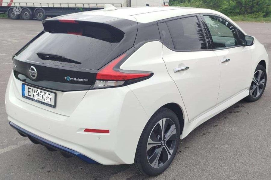 Balts Nissan Leaf 2021 Klaipėda, ar dzinēja tilpumu 0.00 L un nobraukumu 68 tūkst. km par 20400 €, foto 5 vietnē AUTOMOTO.COM.LV