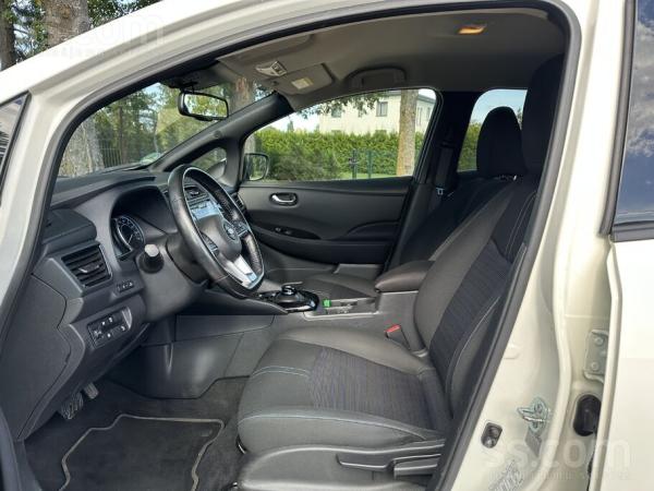 Balts Nissan Leaf 2021 Rīga, ar dzinēja tilpumu 0.00 L un nobraukumu 24 tūkst. km par 16990 €, foto 11 vietnē AUTOMOTO.COM.LV