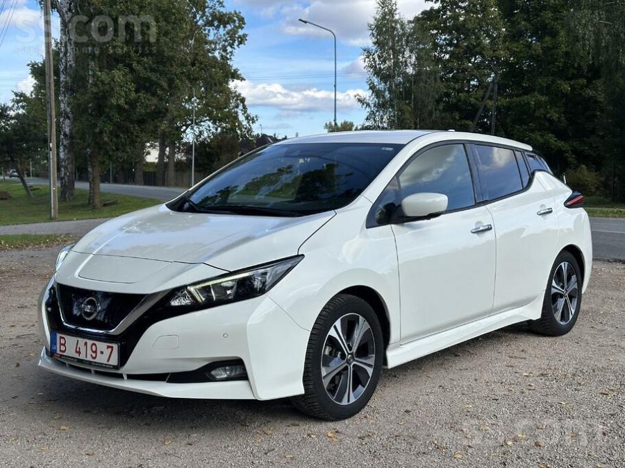 Balts Nissan Leaf 2021 Rīga, ar dzinēja tilpumu 0.00 L un nobraukumu 24 tūkst. km par 16990 €, foto 1 vietnē AUTOMOTO.COM.LV