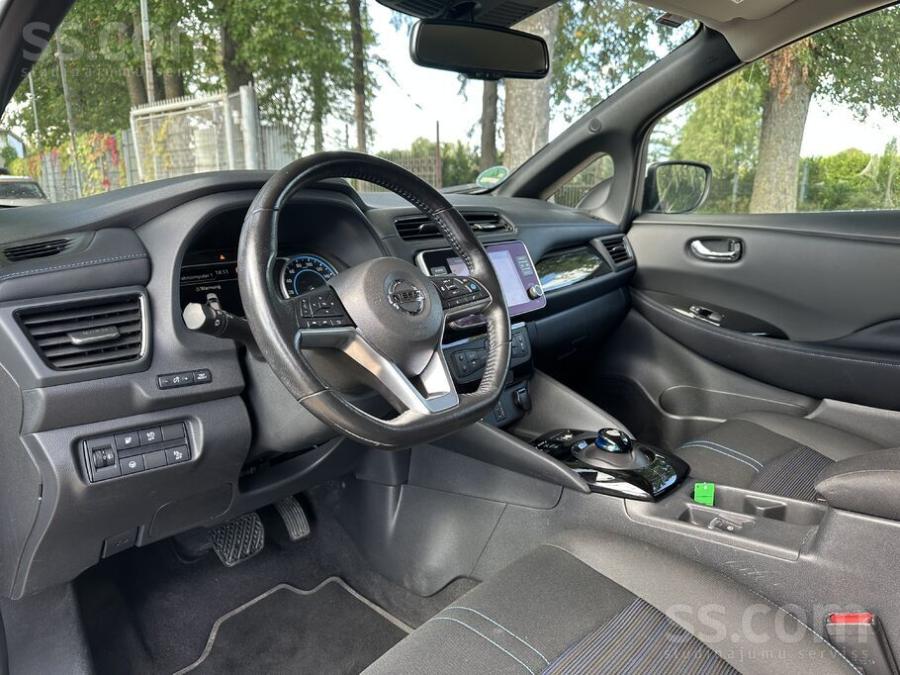 Balts Nissan Leaf 2021 Rīga, ar dzinēja tilpumu 0.00 L un nobraukumu 24 tūkst. km par 16990 €, foto 10 vietnē AUTOMOTO.COM.LV