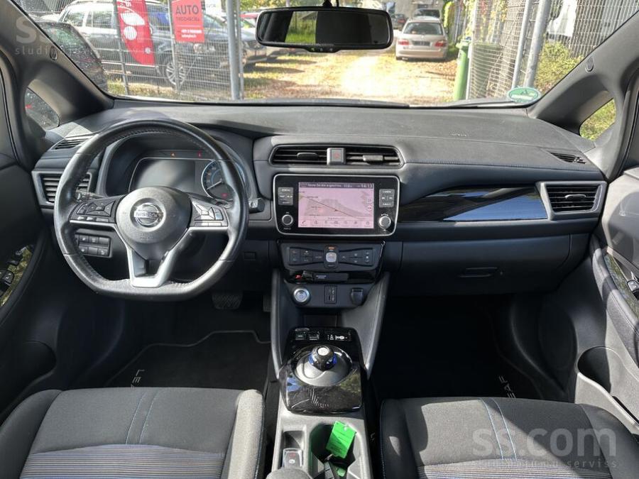 Balts Nissan Leaf 2021 Rīga, ar dzinēja tilpumu 0.00 L un nobraukumu 24 tūkst. km par 16990 €, foto 19 vietnē AUTOMOTO.COM.LV