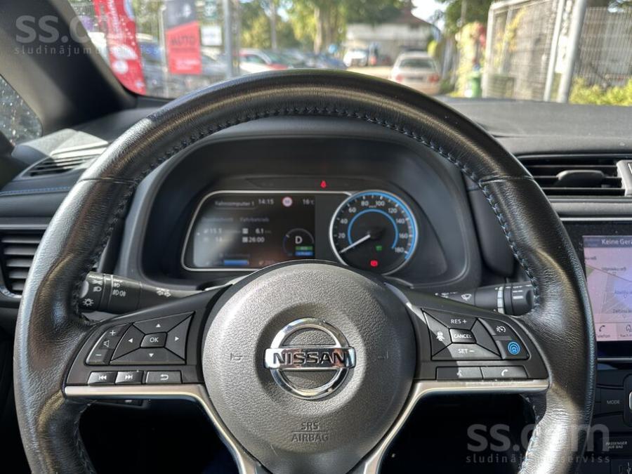 Balts Nissan Leaf 2021 Rīga, ar dzinēja tilpumu 0.00 L un nobraukumu 24 tūkst. km par 16990 €, foto 20 vietnē AUTOMOTO.COM.LV
