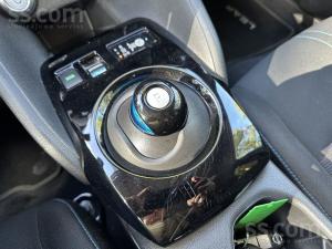 Balts Nissan Leaf 2021 Rīga, ar dzinēja tilpumu 0.00 L un nobraukumu 24 tūkst. km par 16990 €, foto 28 vietnē AUTOMOTO.COM.LV
