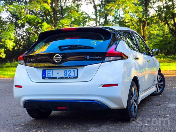 Balts Nissan Leaf 2021 Rīga, ar dzinēja tilpumu 0.00 L un nobraukumu 74 tūkst. km par 15500 €, foto 9 vietnē AUTOMOTO.COM.LV