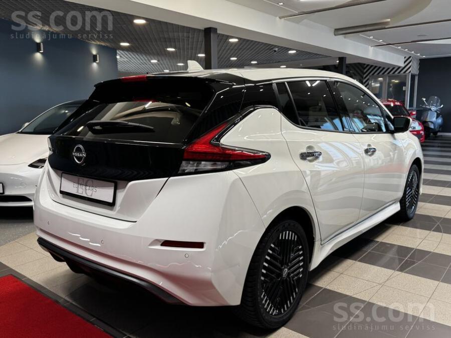 Balts Nissan Leaf 2022 Rīga, ar dzinēja tilpumu 0.00 L un nobraukumu 41 tūkst. km par 16990 €, foto 5 vietnē AUTOMOTO.COM.LV