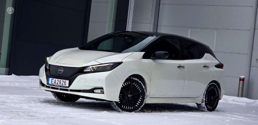 Balts Nissan Leaf 2022 Viļņa, ar dzinēja tilpumu 0.00 L un nobraukumu 62 tūkst. km par 15900 €, foto 1 vietnē AUTOMOTO.COM.LV