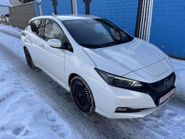 Balts Nissan Leaf 2022 Marijampole, ar dzinēja tilpumu 0.00 L un nobraukumu 89 tūkst. km par 14400 €, foto 1 vietnē AUTOMOTO.COM.LV