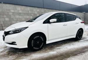 Balts Nissan Leaf 2022 Viļņa, ar dzinēja tilpumu 0.00 L un nobraukumu 18 tūkst. km par 16500 €, foto  vietnē AUTOMOTO.COM.LV