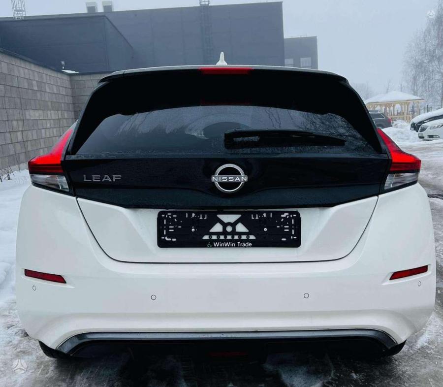 Balts Nissan Leaf 2022 Viļņa, ar dzinēja tilpumu 0.00 L un nobraukumu 18 tūkst. km par 16500 €, foto 6 vietnē AUTOMOTO.COM.LV