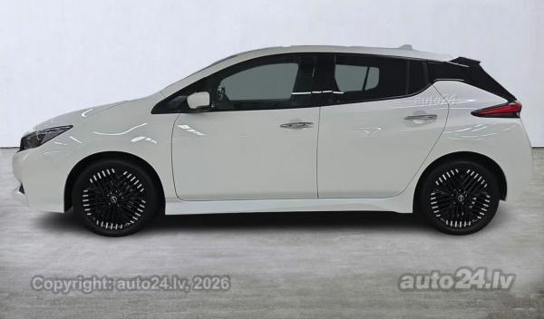 White Nissan Leaf 2022 in Parnu, with an engine capacity of 0.00 L and mileage of 70 thousand km for 14999 €, photo 1 on AUTOMOTO.COM.LV