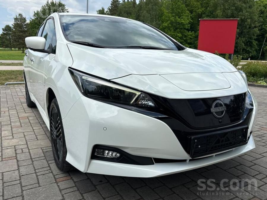 Balts Nissan Leaf 2022 Jelgava, ar dzinēja tilpumu 0.00 L un nobraukumu 85 tūkst. km par 16900 €, foto 5 vietnē AUTOMOTO.COM.LV