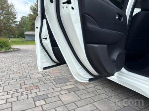 Balts Nissan Leaf 2022 Jelgava, ar dzinēja tilpumu 0.00 L un nobraukumu 85 tūkst. km par 16900 €, foto 11 vietnē AUTOMOTO.COM.LV