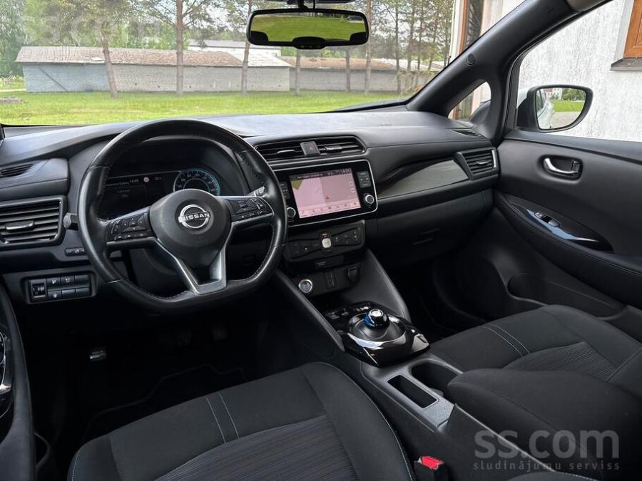 Balts Nissan Leaf 2022 Jelgava, ar dzinēja tilpumu 0.00 L un nobraukumu 85 tūkst. km par 16900 €, foto 17 vietnē AUTOMOTO.COM.LV
