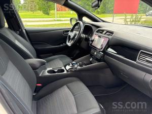 Balts Nissan Leaf 2022 Jelgava, ar dzinēja tilpumu 0.00 L un nobraukumu 85 tūkst. km par 16900 €, foto 20 vietnē AUTOMOTO.COM.LV