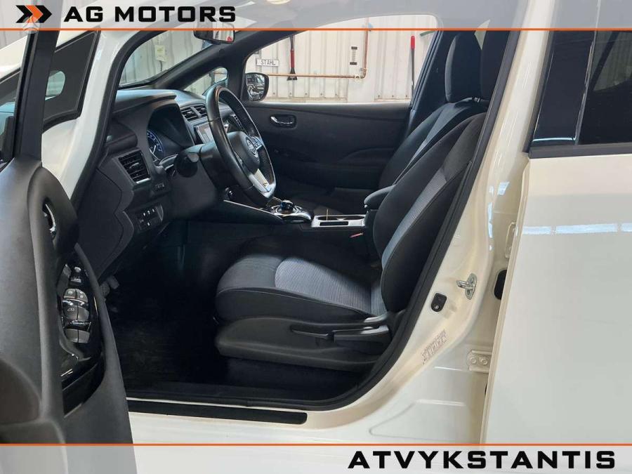 Balts Nissan Leaf 2022 Viļņa, ar dzinēja tilpumu 0.00 L un nobraukumu 47 tūkst. km par 17000 €, foto 5 vietnē AUTOMOTO.COM.LV