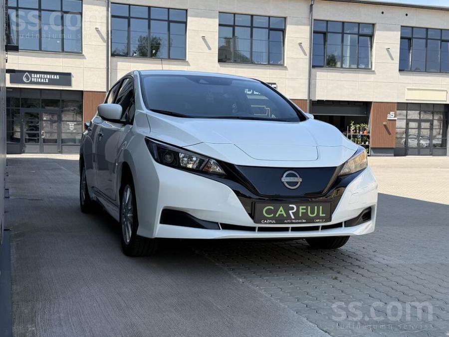 Balts Nissan Leaf 2022 Rīga, ar dzinēja tilpumu 0.00 L un nobraukumu 48 tūkst. km par 15500 €, foto 5 vietnē AUTOMOTO.COM.LV
