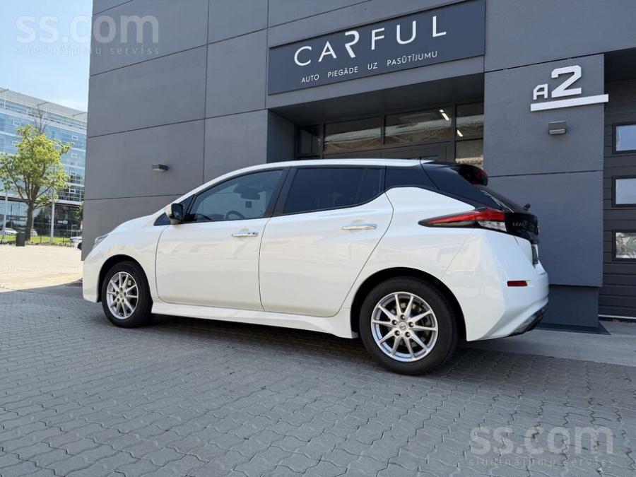 Balts Nissan Leaf 2022 Rīga, ar dzinēja tilpumu 0.00 L un nobraukumu 48 tūkst. km par 15500 €, foto 8 vietnē AUTOMOTO.COM.LV
