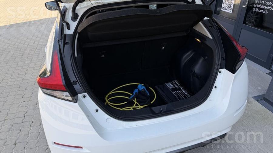 Balts Nissan Leaf 2022 Rīga, ar dzinēja tilpumu 0.00 L un nobraukumu 48 tūkst. km par 15500 €, foto 17 vietnē AUTOMOTO.COM.LV