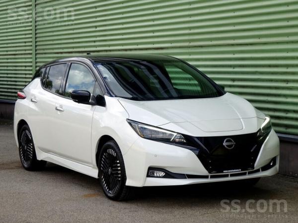 Balts Nissan Leaf 2022 Rīga, ar dzinēja tilpumu 0.00 L un nobraukumu 53 tūkst. km par 17800 €, foto 3 vietnē AUTOMOTO.COM.LV